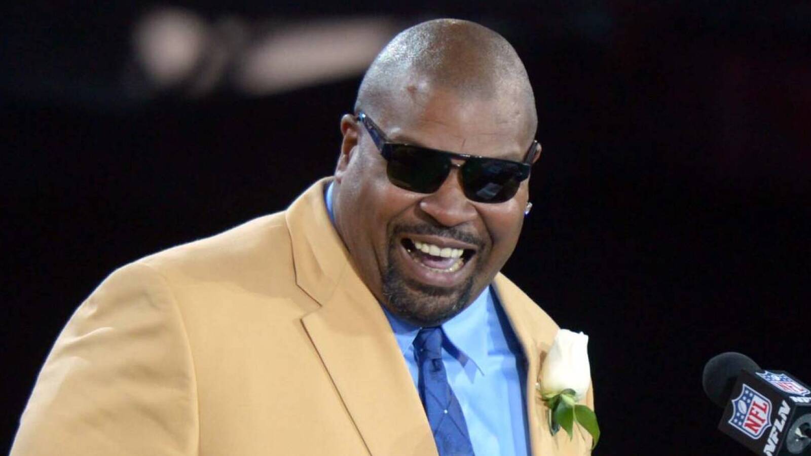 Hall of Fame guard Larry Allen dies at 52 | Yardbarker