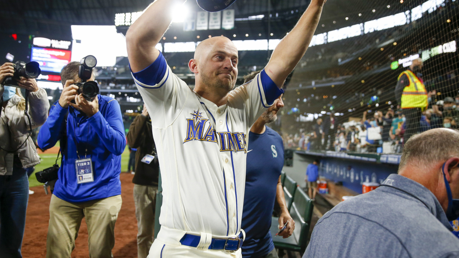 MLB Top 5: Seattle Mariners First and Third Basemen and DHs | Yardbarker