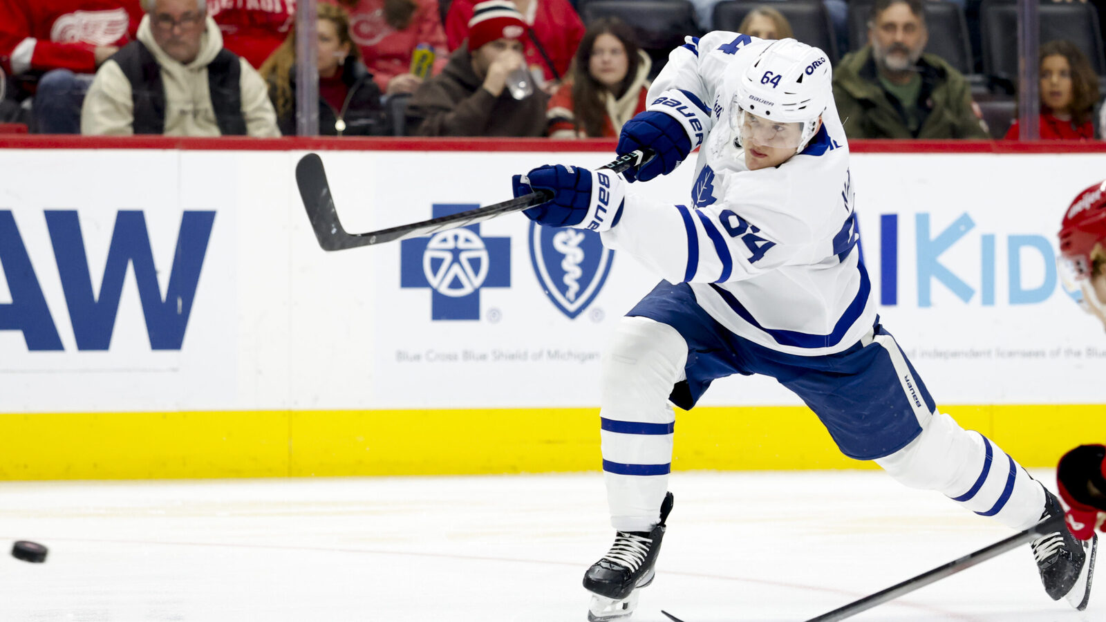 Maple Leafs’ David Kampf scores 1st goal of season in 500th career NHL ...