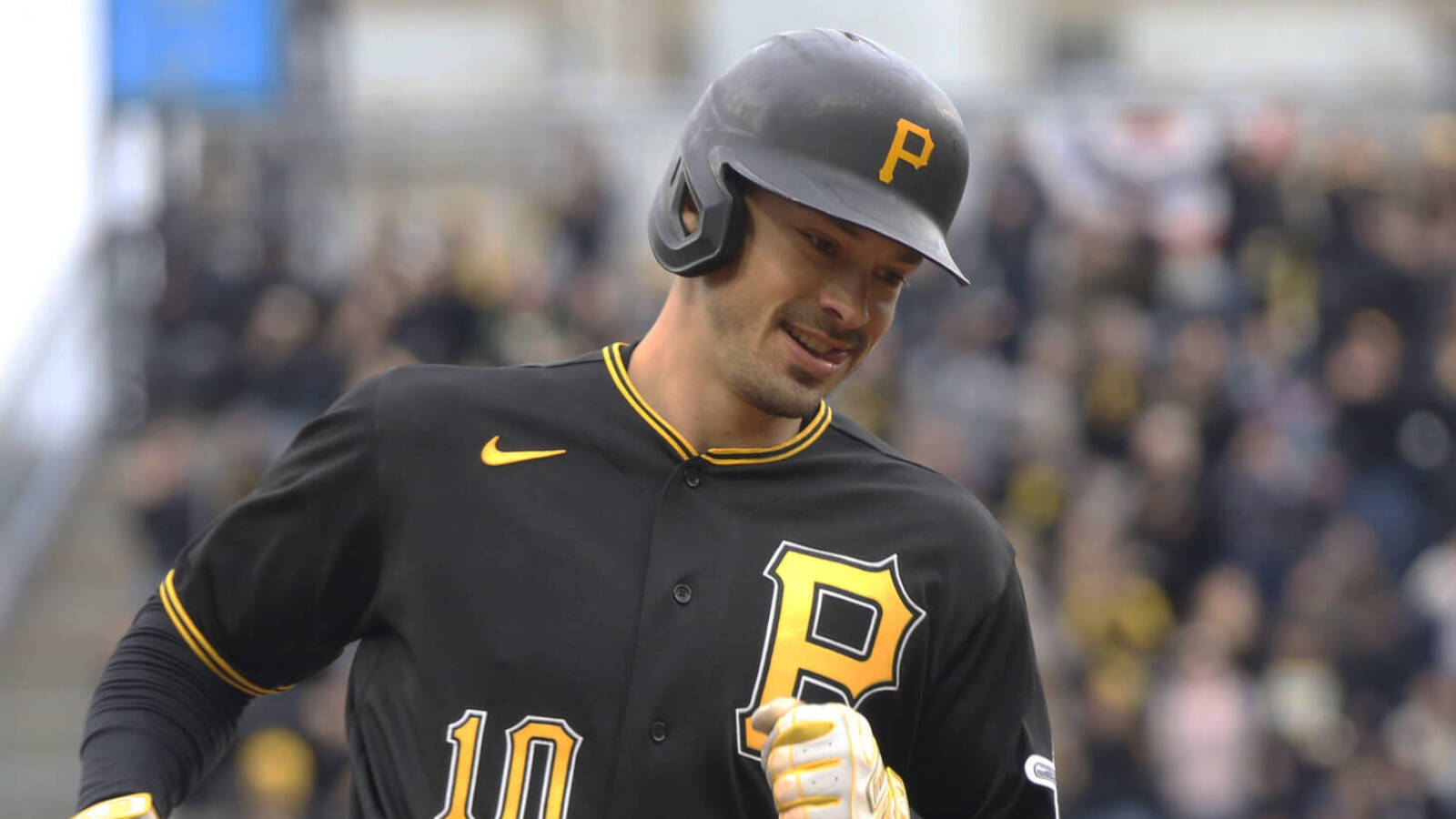 Amid historic start, Pirates finally get deal done with star OF ...
