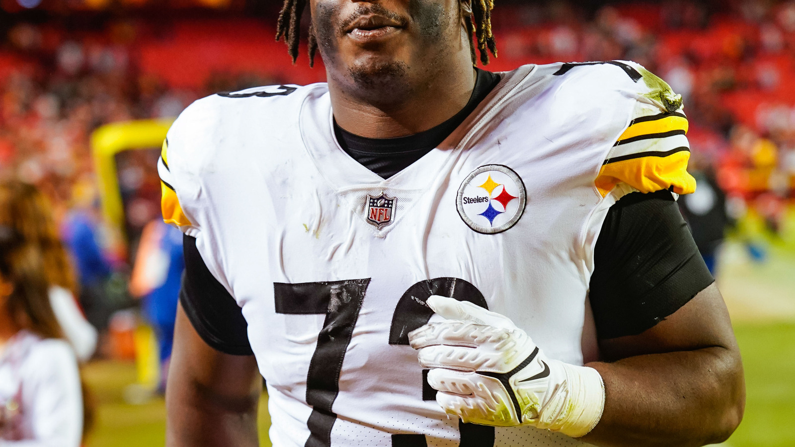 Falcons Sign DL Carlos Davis To Practice Squad | Yardbarker