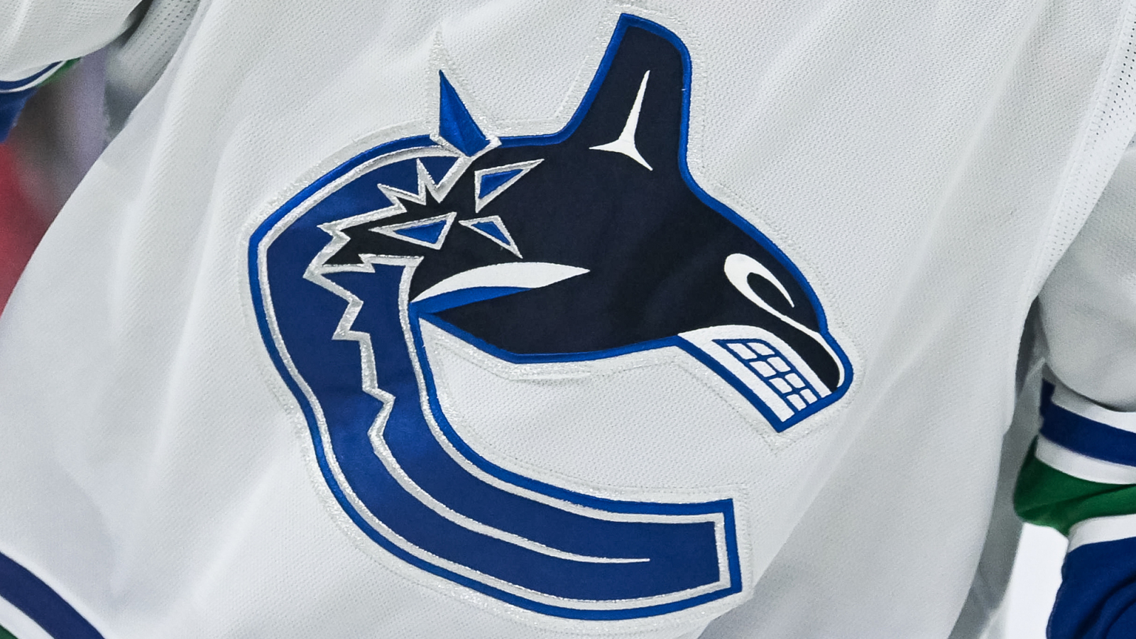 Canucks sign goaltender Aleksei Medvedev to three-year entry-level ...