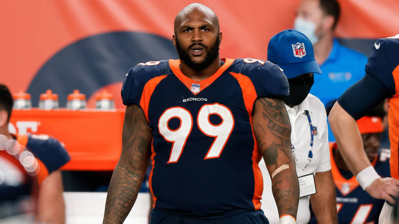 Jurrell Casey likely out for season with biceps tear | Yardbarker