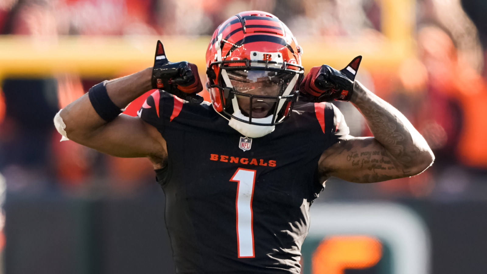 Who has the most receiving yards in a season for every NFL team ...