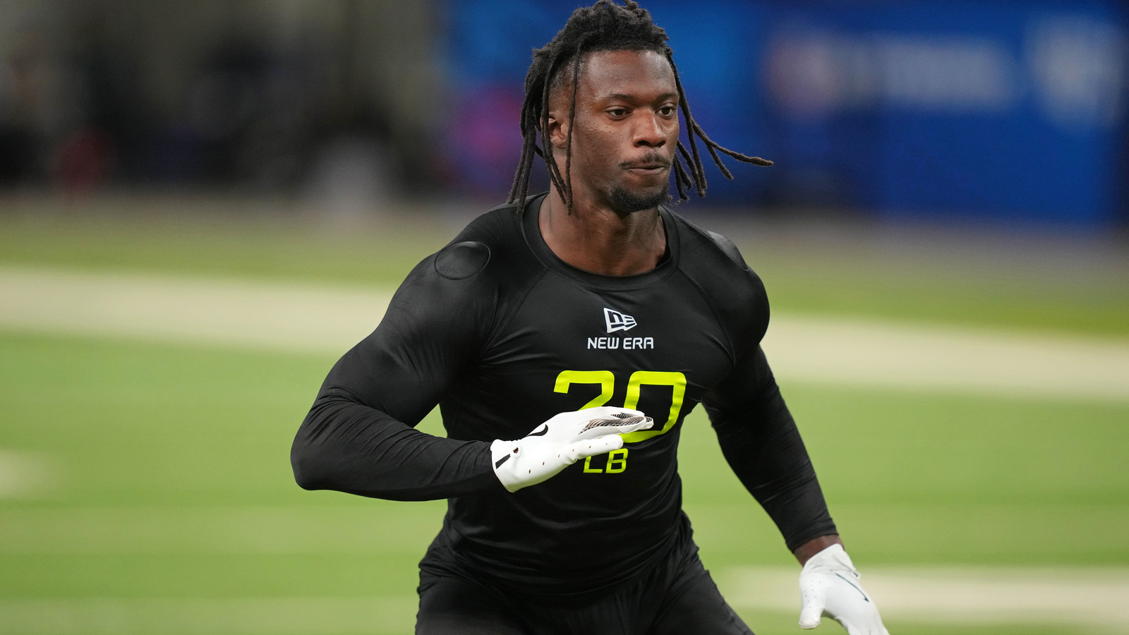 Philadelphia Eagles select Smael Mondon Jr. in fifth round of 2025 NFL ...