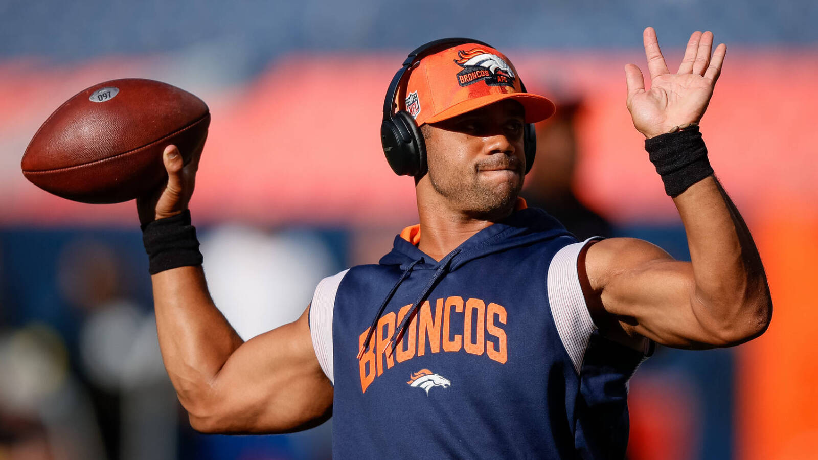 Demarcus Ware thinks Russell Wilson needs to 'run wild' | Yardbarker