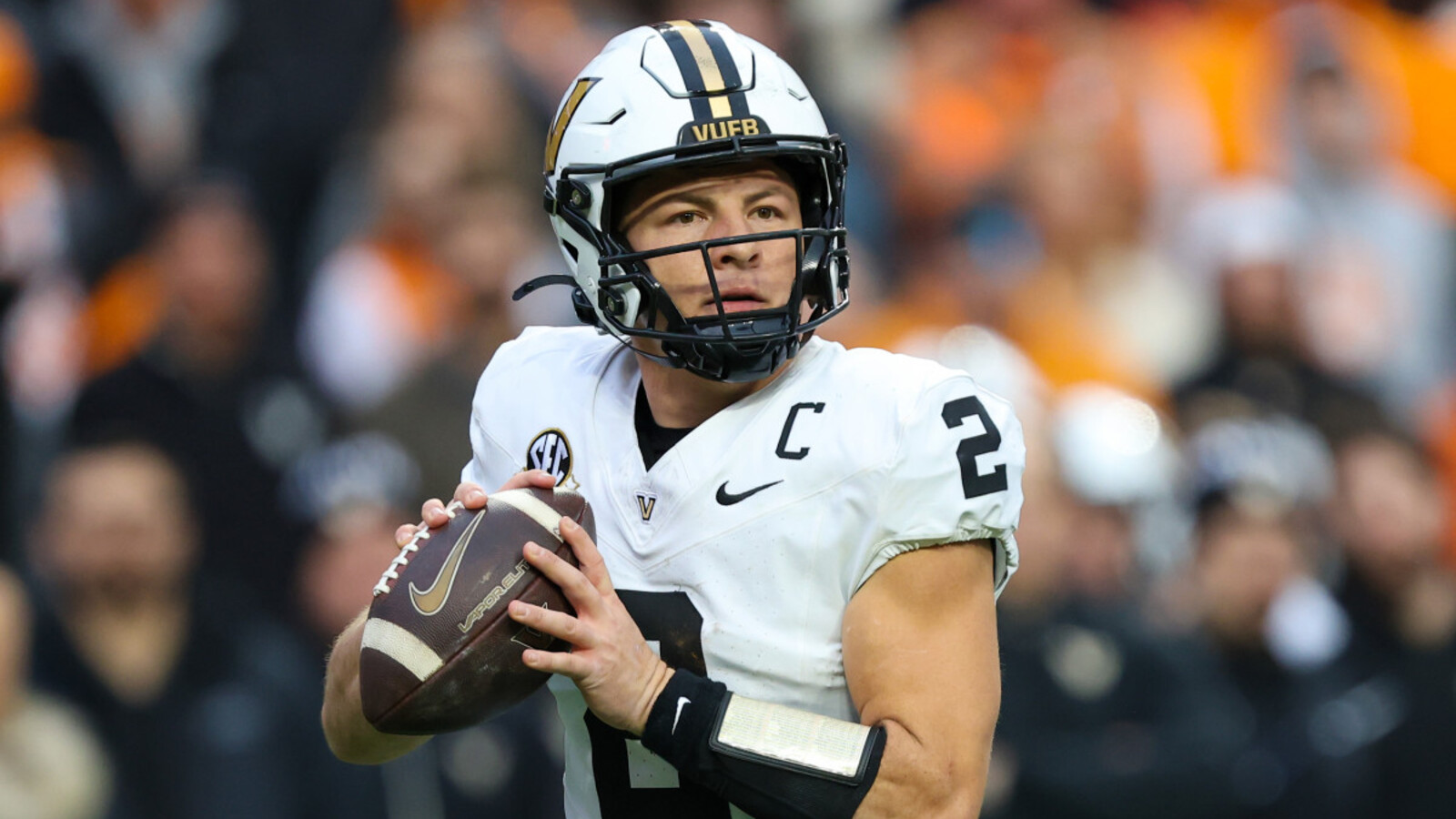 Iowa vs. Vanderbilt Prediction: ReliaQuest Bowl Game Preview | Yardbarker
