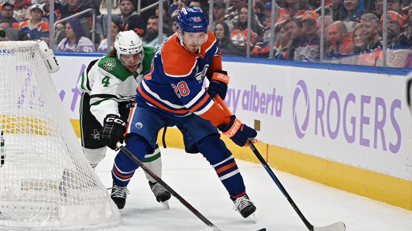 Oilers Get Roslovic Boost to Lineup Ahead of Game vs. Golden Knights ...