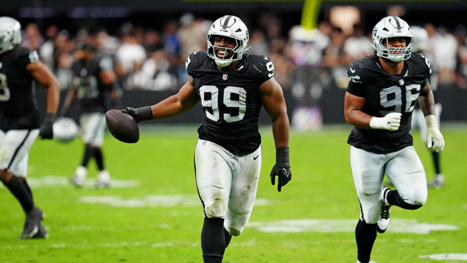 Raiders Defense Delivers Statement Win Against Titans in Dominant 20-10 ...