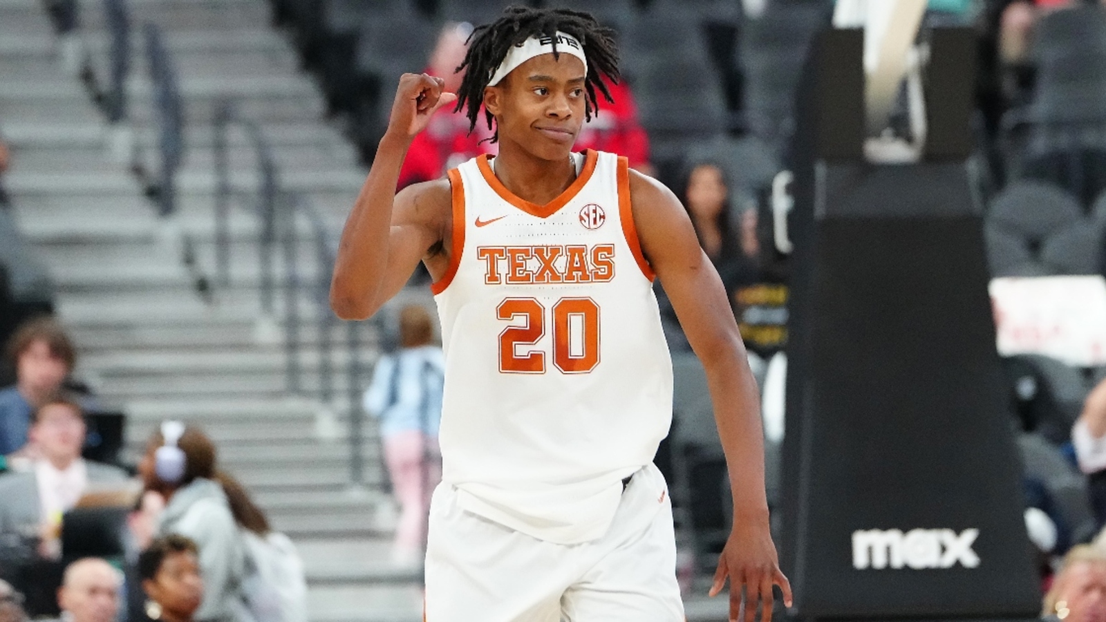 Sam Vecenie raves about Tre Johnson, questions Texas system | Yardbarker