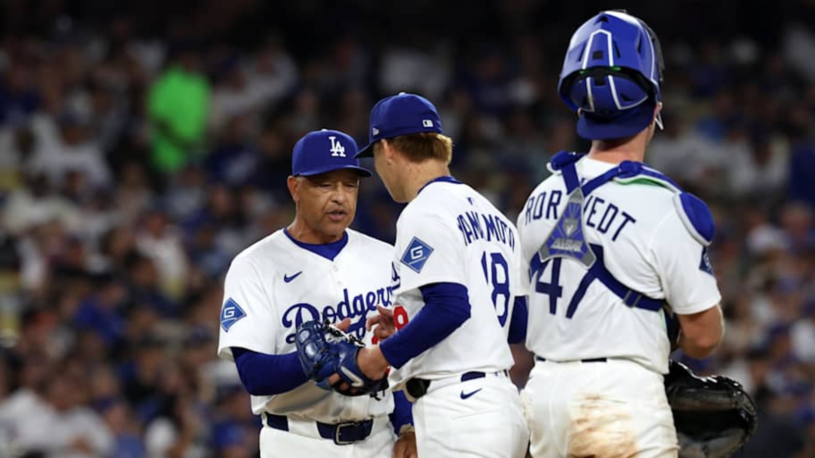 Dodgers' Dave Roberts Sends Bold Message to MLB on Starting Rotation ...