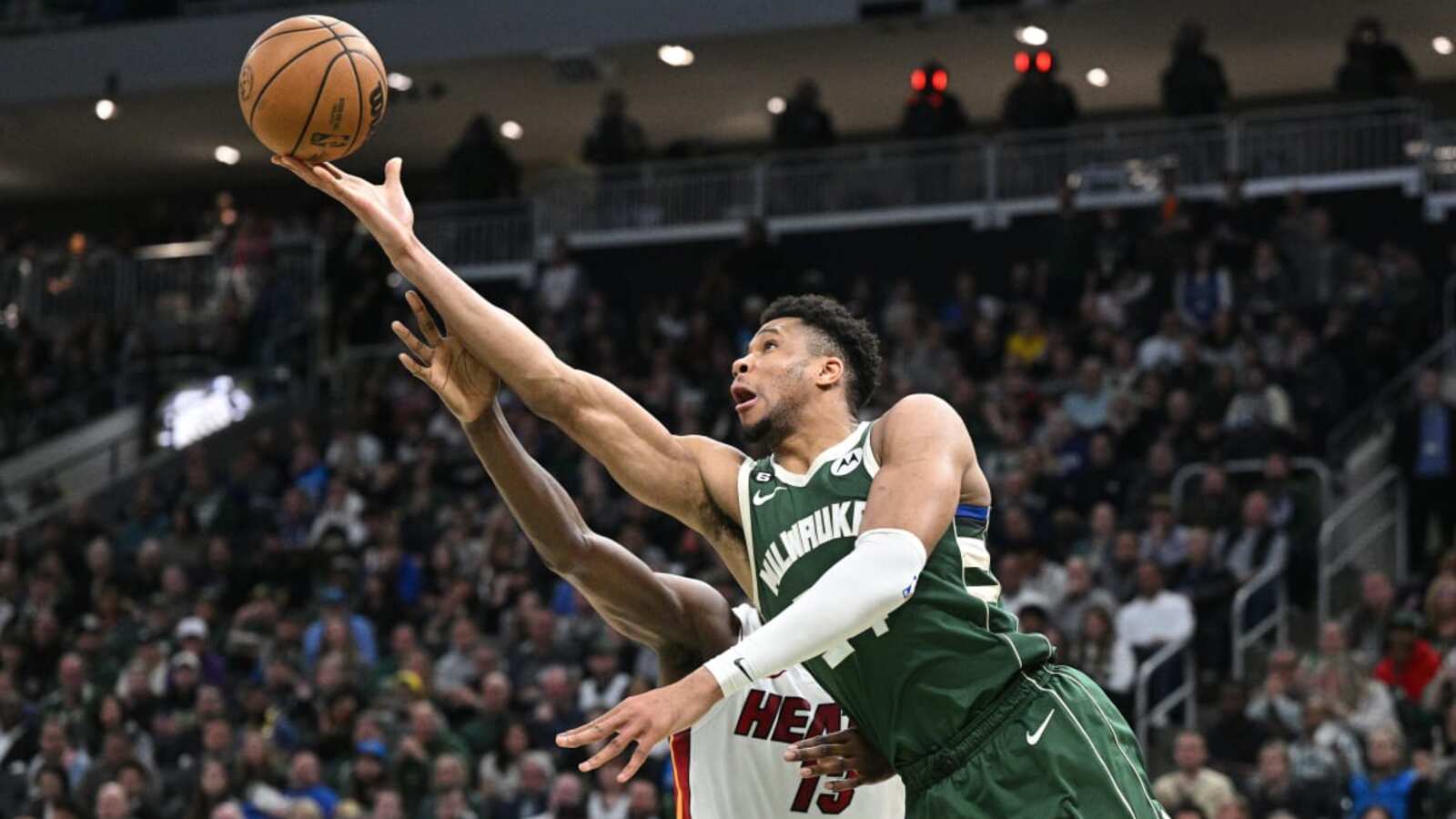 Weekly Bucks Lookback: Milwaukee Bucks considered title favorites for ...