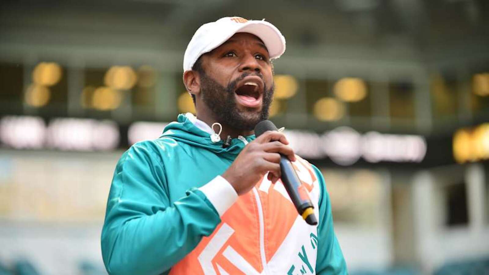 Floyd Mayweather's 'Broke' Status Addressed By Teofimo Lopez After ...