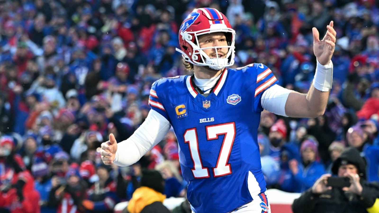 Josh Allen injury update: Bills QB heads to medical tent after hard ...
