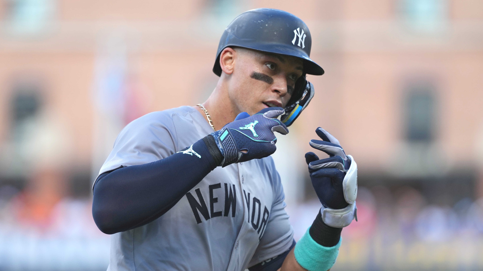 Aaron Judge hits majestic 470-foot HR at Fenway Park | Yardbarker