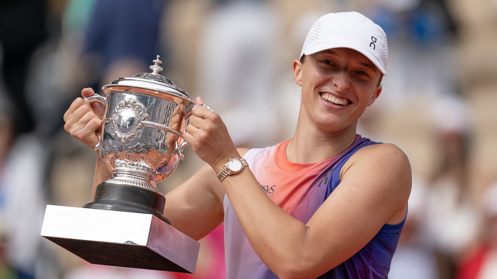 Queen of Clay: Iga Swiatek Wins Fourth Roland Garros Title | Yardbarker