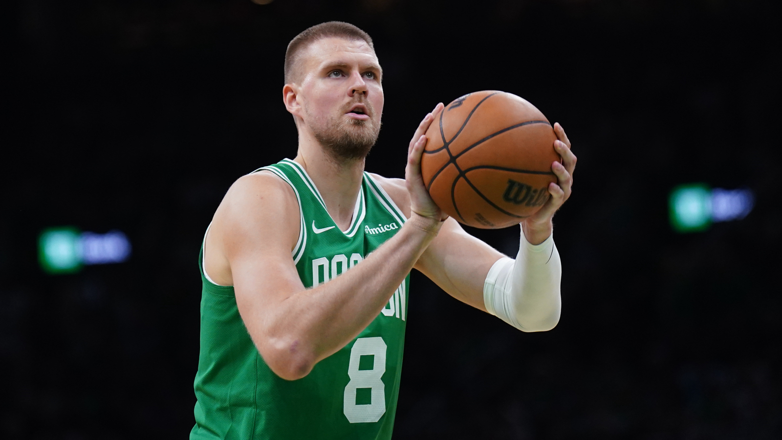Kristaps Porzingis linked with trade to Western Conference team ...