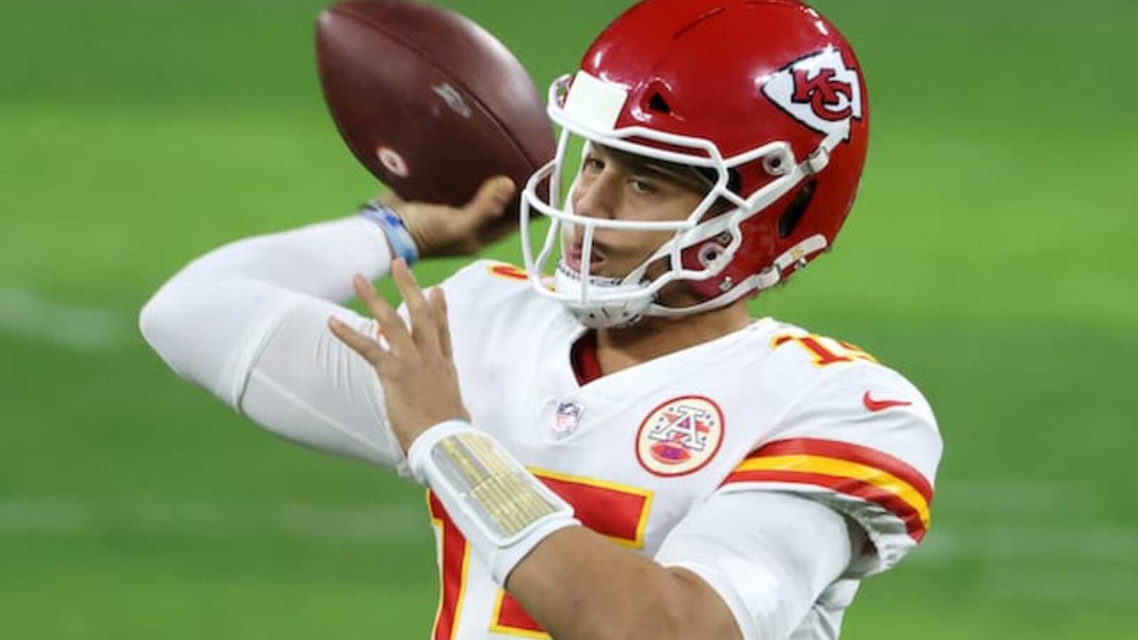 Jack Jones Calls Patrick Mahomes GOAT Quarterback Over Tom Brady ...