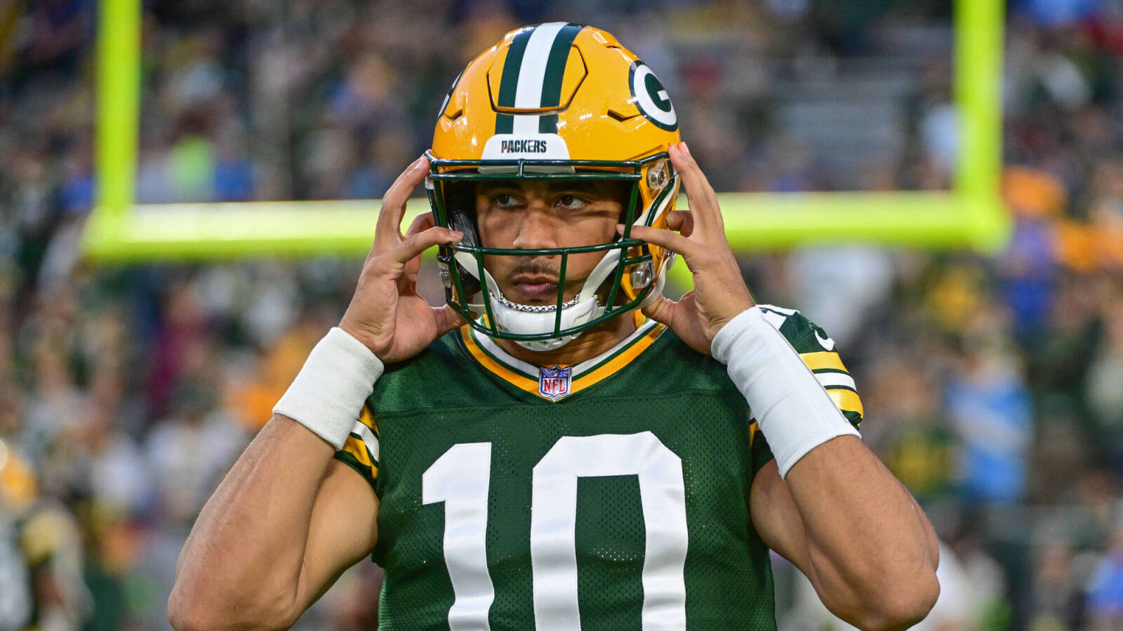 Watch: Green Bay benefits from controversial clock error | Yardbarker