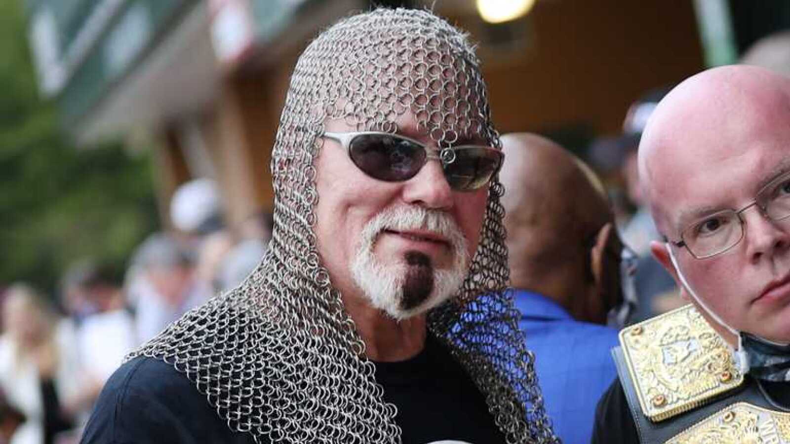 WWE Hall of Famer misses the mark with shot at AEW | Yardbarker