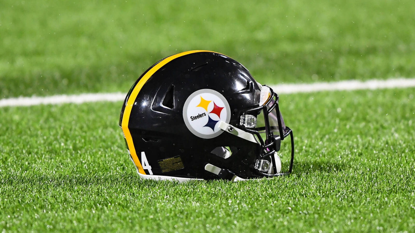 Steelers trade to top 12 in latest mock draft | Yardbarker
