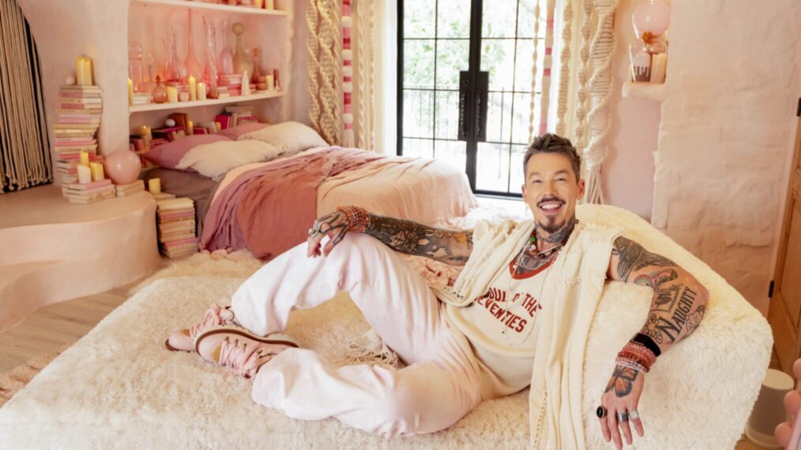 HGTV’s David Bromstad Faces Nightmare Renovating His Own Home in New Special (Video) | Yardbarker
