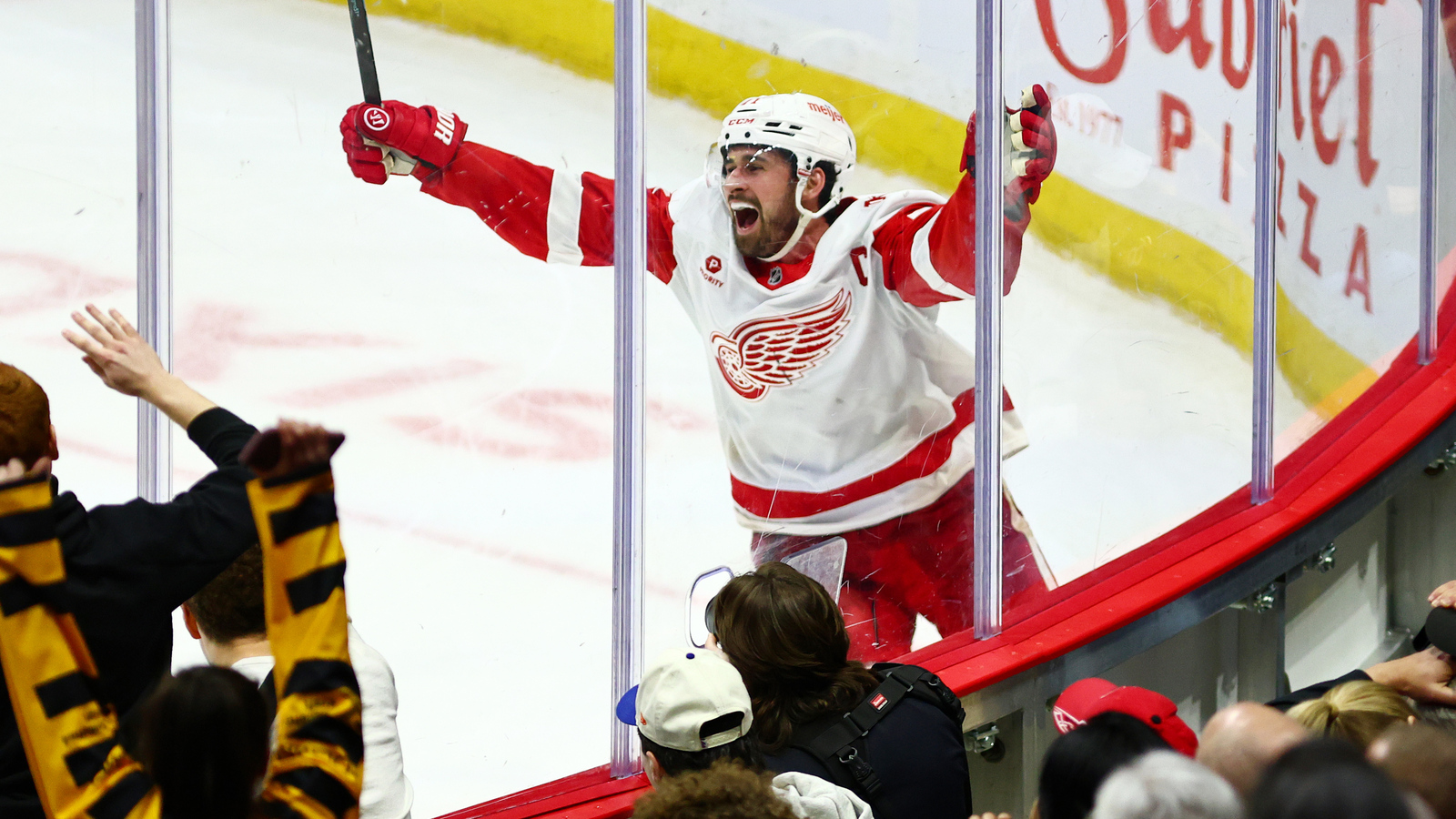 Dylan Larkin returns from Olympics to break Red Wings record | Yardbarker
