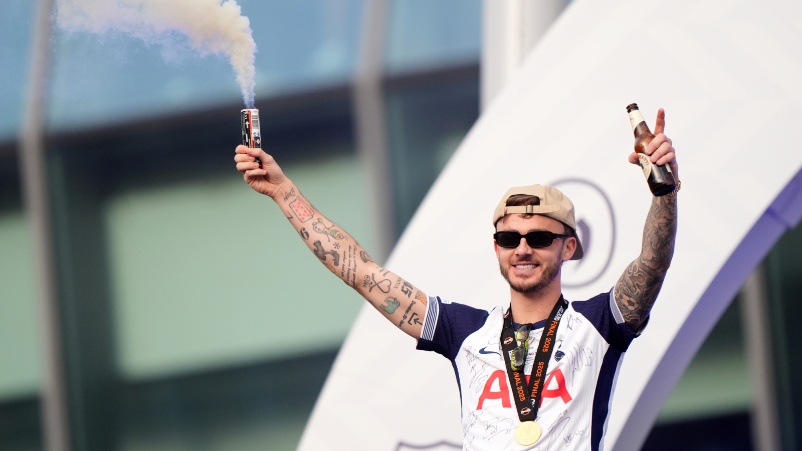 Tottenham star bites back at talkSPORT pundit; cashes in receipt ...