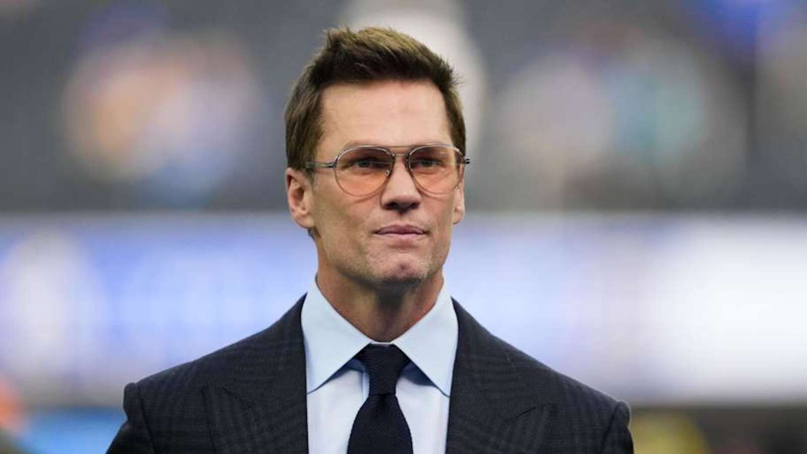 Tom Brady issues strong message on $2.6 million college football QB ...