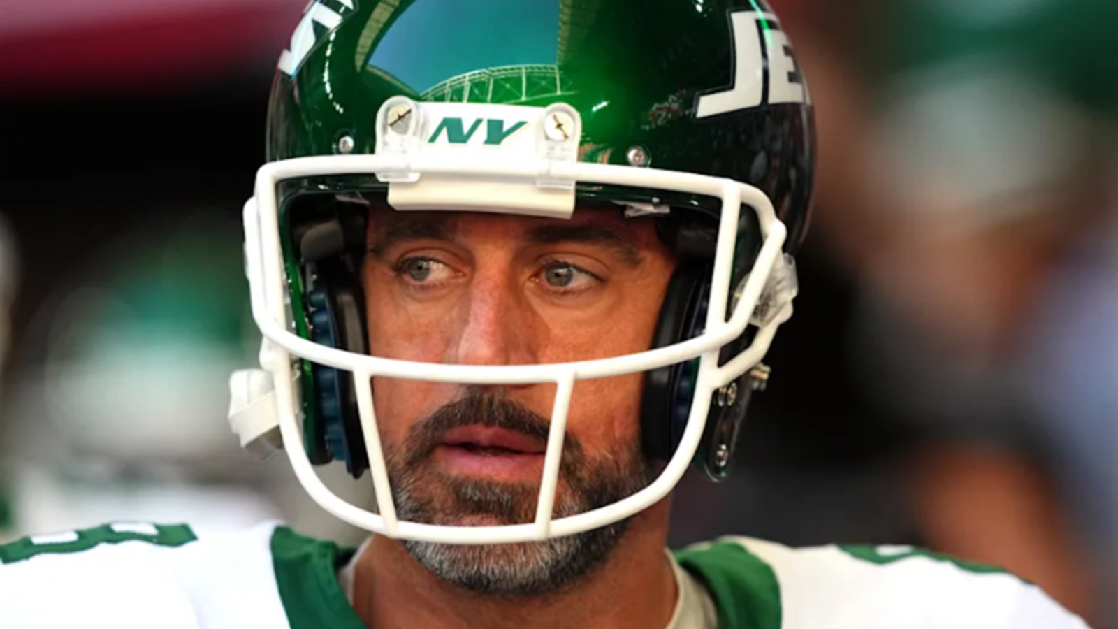 Zach Wilson-Sam Darnold Comparison Shows Depth of Aaron Rodgers' Failure With Jets | Yardbarker