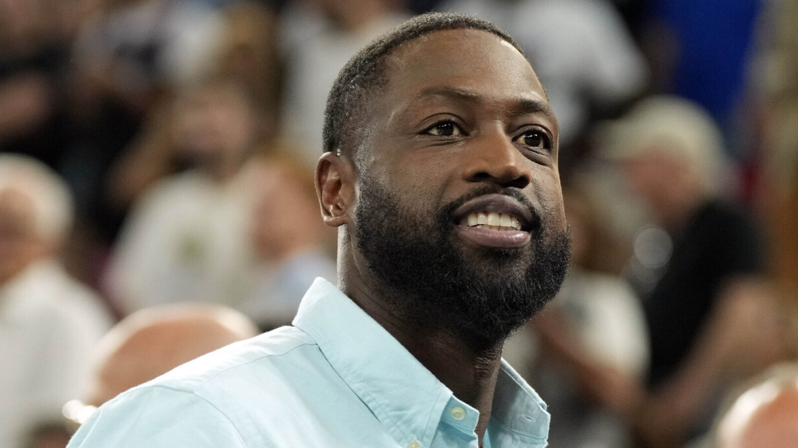 Dwyane Wade Explains Difference Between Lakers' LeBron James, Kobe ...