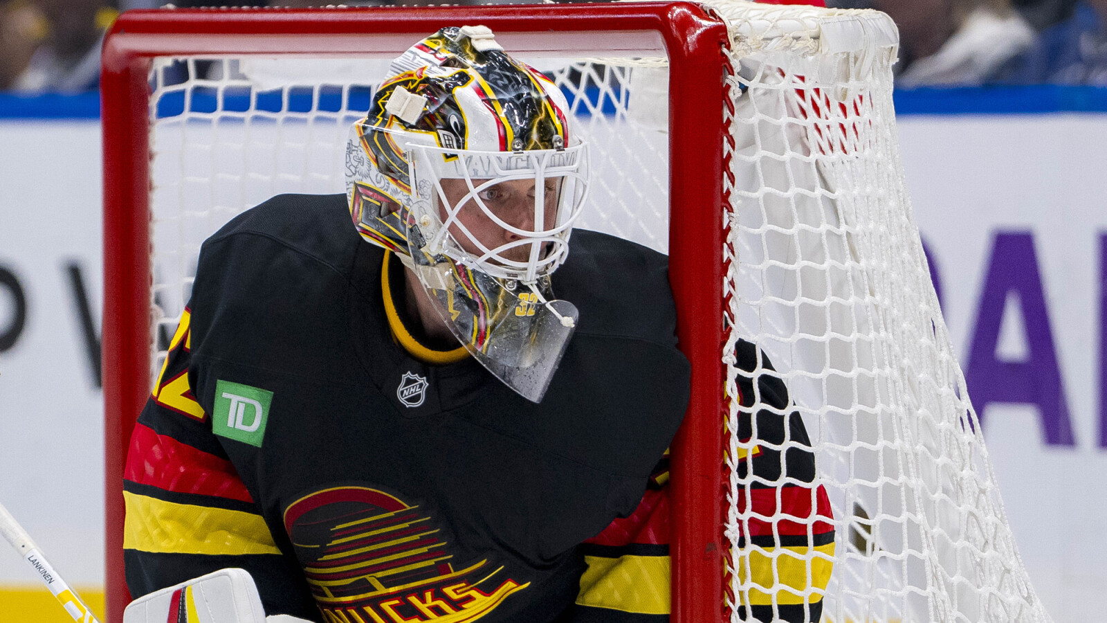 Kevin Lankinen Is Found Money for the Vancouver Canucks | Yardbarker