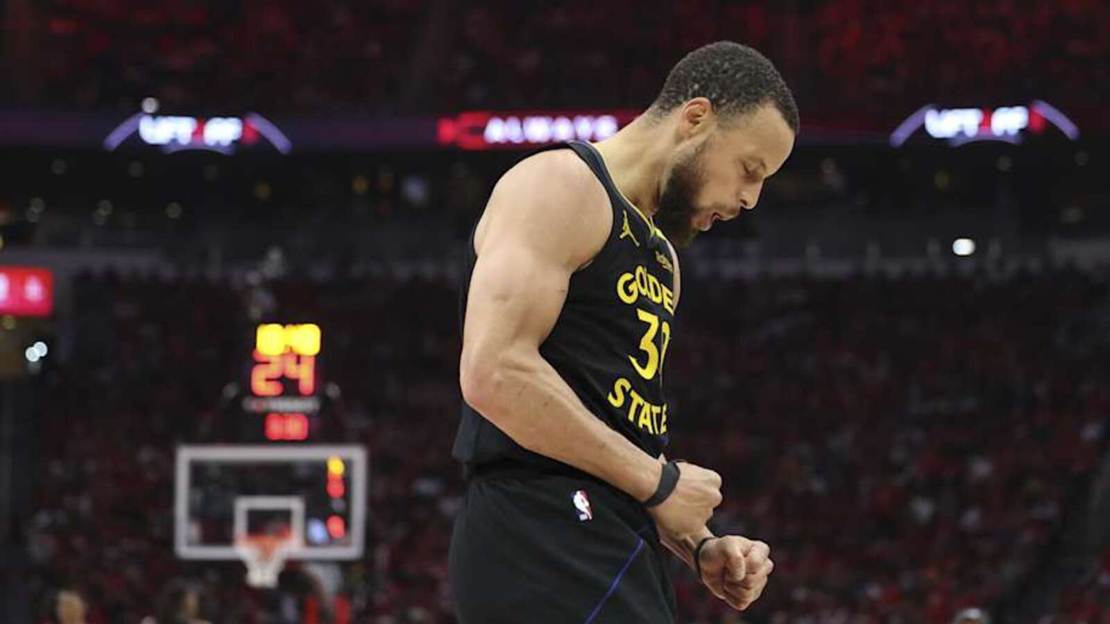 Report: Steph Curry has Grade 1 hamstring strain, will miss Game 2 against Timberwolves | Yardbarker