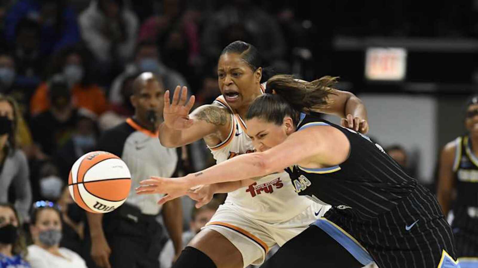 Looking At Kia Vaughn's Time With Phoenix | Yardbarker