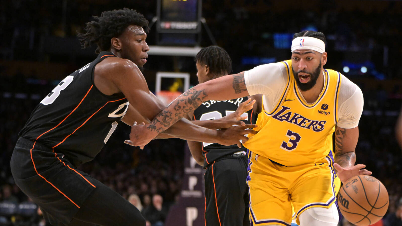 Lakers’ Anthony Davis-led trio makes wild NBA history in LeBron James ...