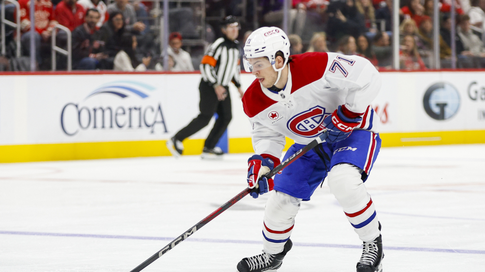 Jake Evans Trade & Contract Talk: Finding Comparable Contracts | Yardbarker