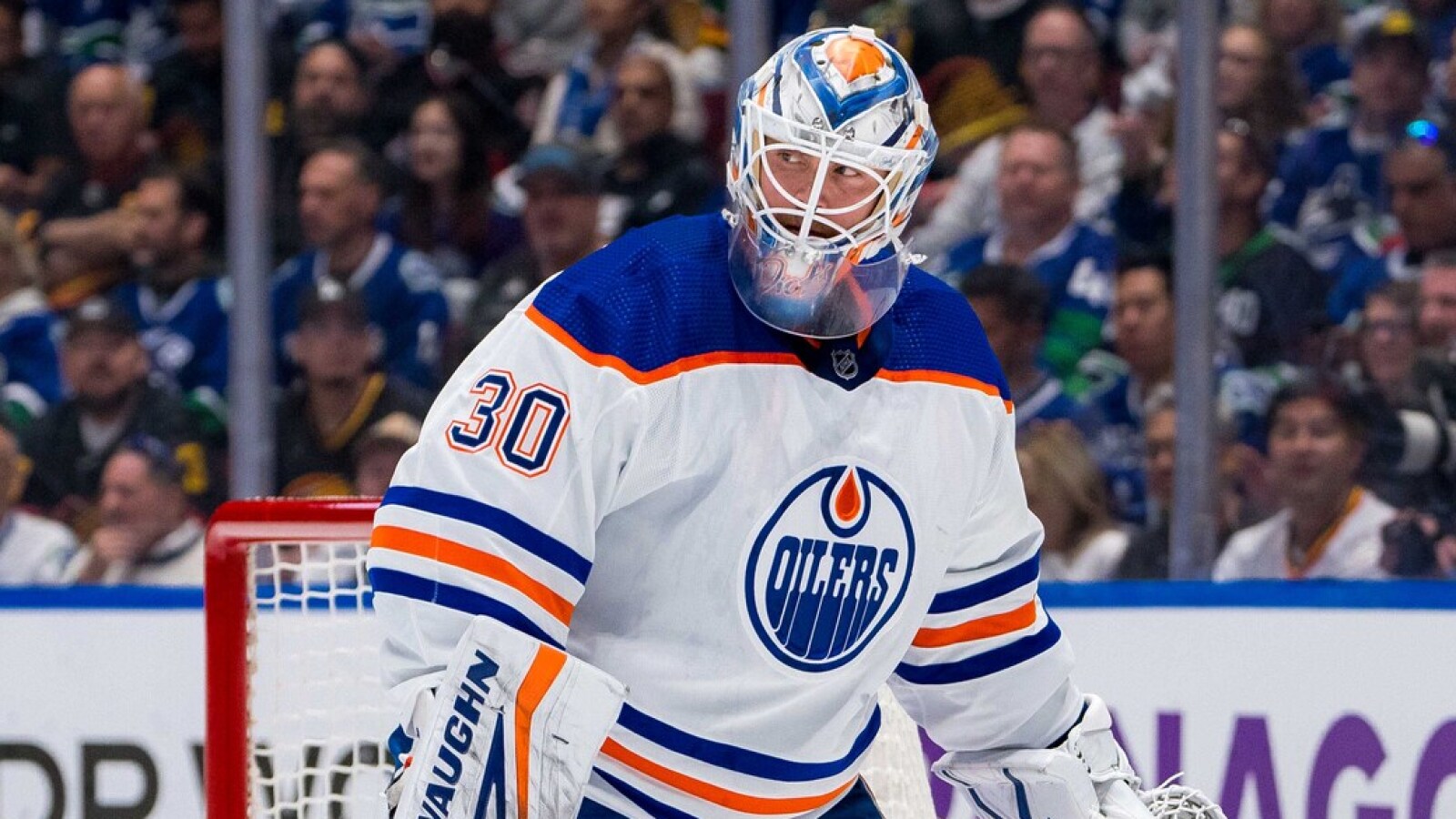 Oilers extend backup goalie, defenseman | Yardbarker