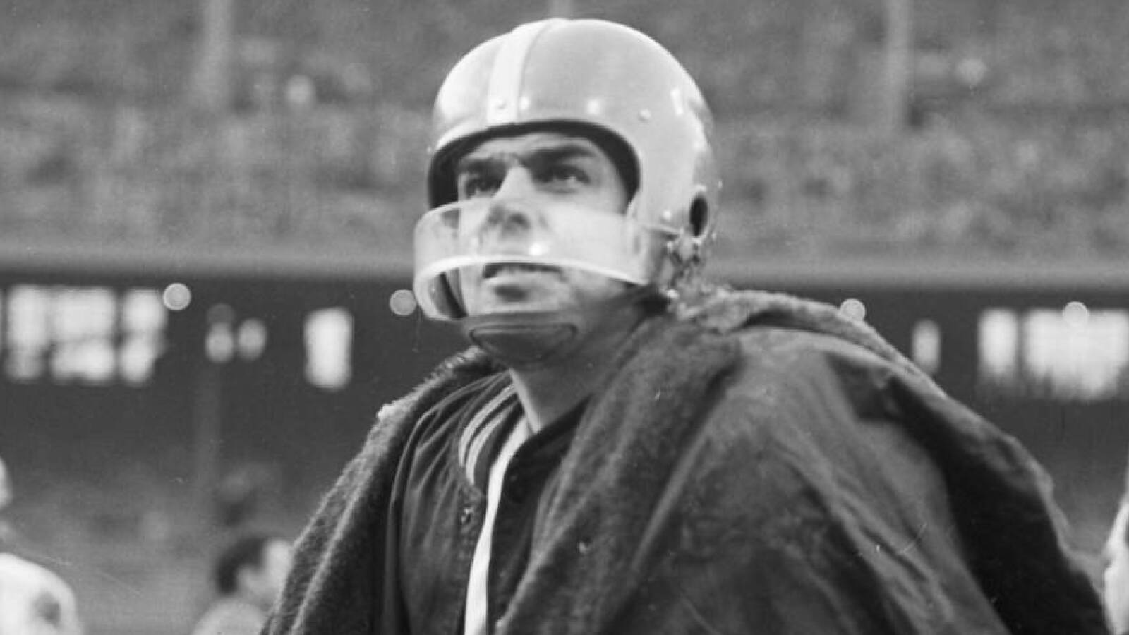 The greatest all-time football players from the Chicago area | Yardbarker