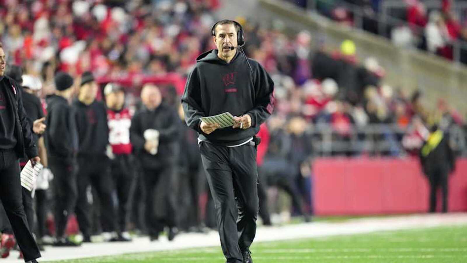 4 keys for Wisconsin Badgers to beat Illinois Fighting Illini and Bret ...