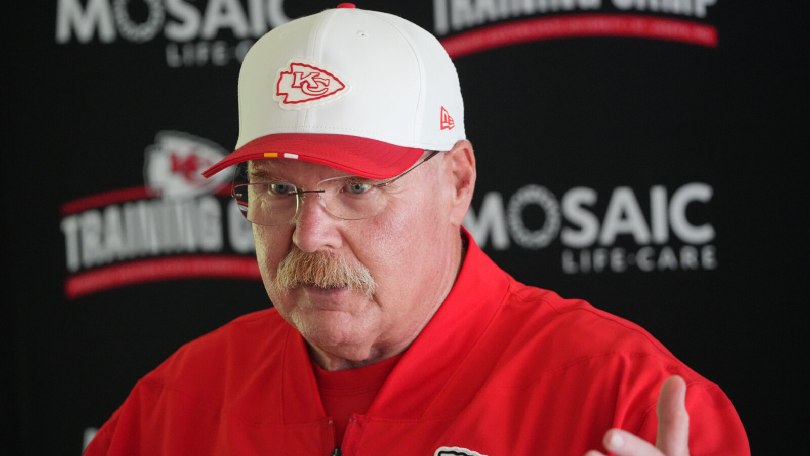 Chiefs' Andy Reid Has Words on Raiders Coach Pete Carroll | Yardbarker