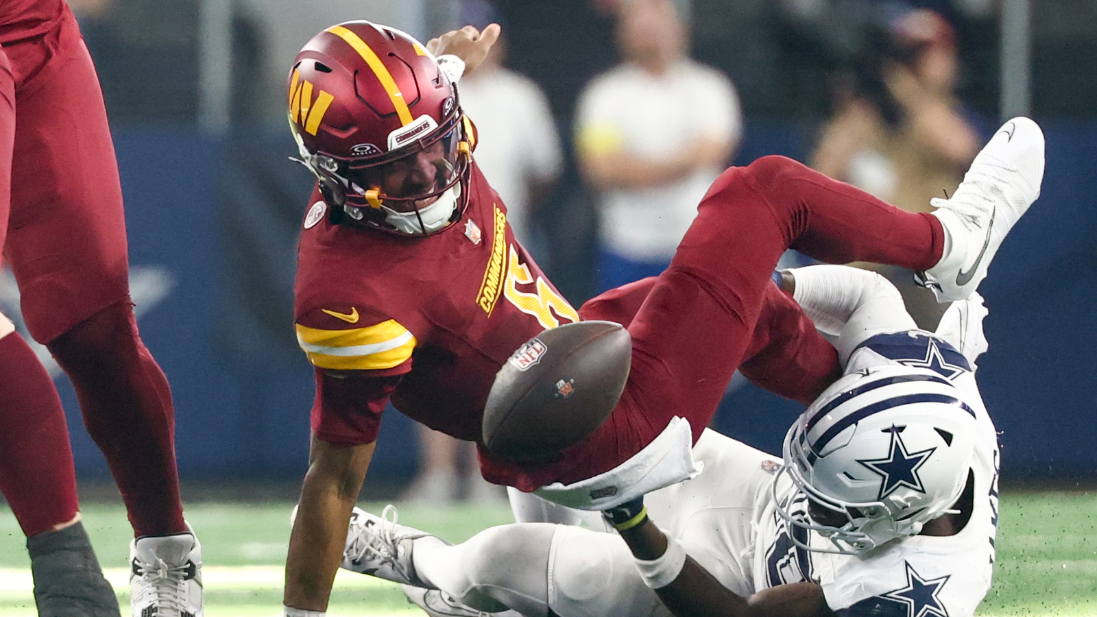 Jayden Daniels Hamstring Injury Sparks Mom Drama and RG3 Comparisons ...