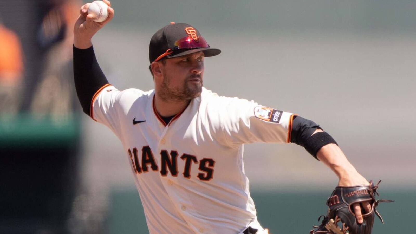 J.D. Davis wins arbitration hearing against Giants | Yardbarker