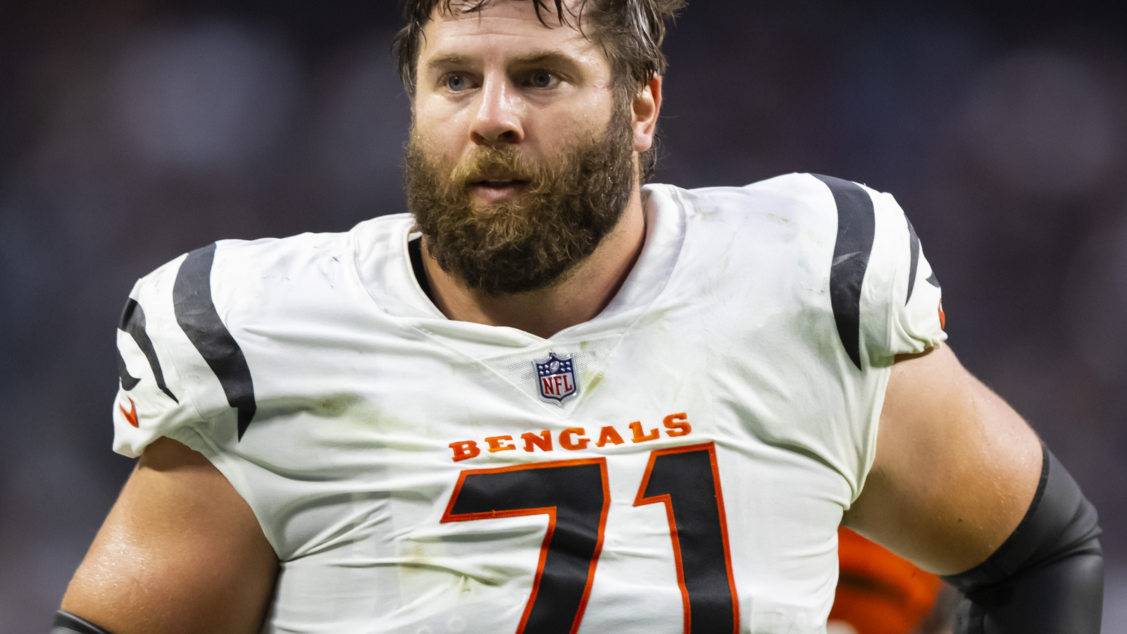Chicago Bears promote OL from practice squad as injuries mount | Yardbarker