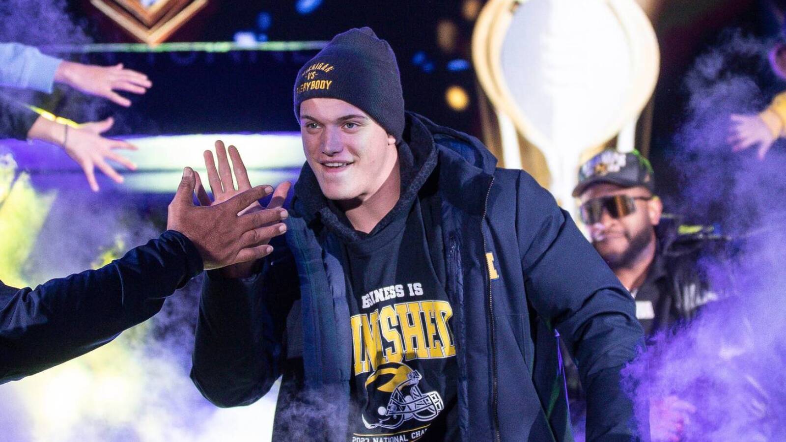 Vikings' first-round trade pays off with quarterback selection | Yardbarker