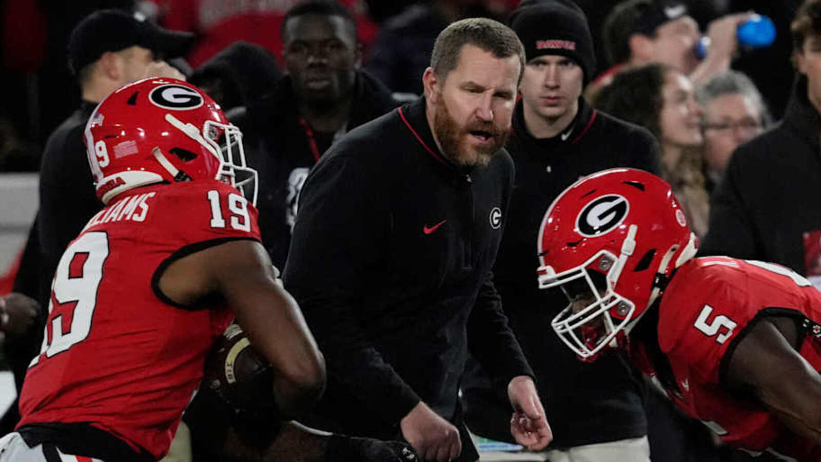 Georgia Defensive Coordinator Discusses Unique Preparation for Notre ...