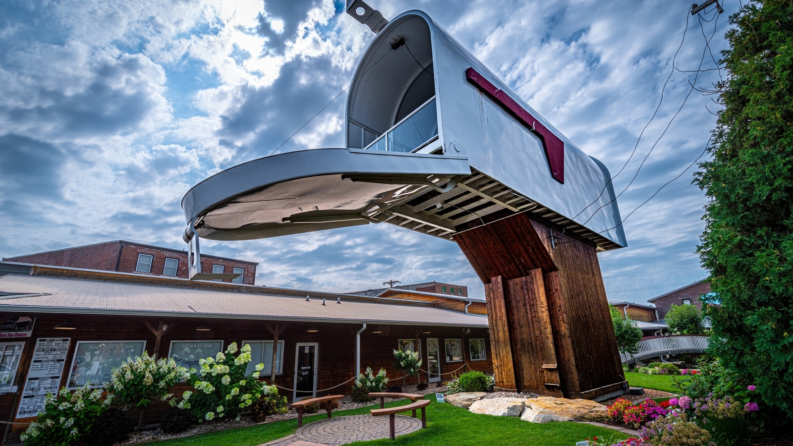 20 obscure U.S. landmarks visitors say are worth seeing | Yardbarker