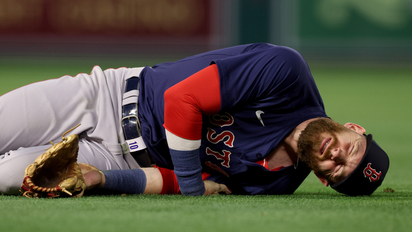 Red Sox shortstop to undergo season-ending surgery | Yardbarker