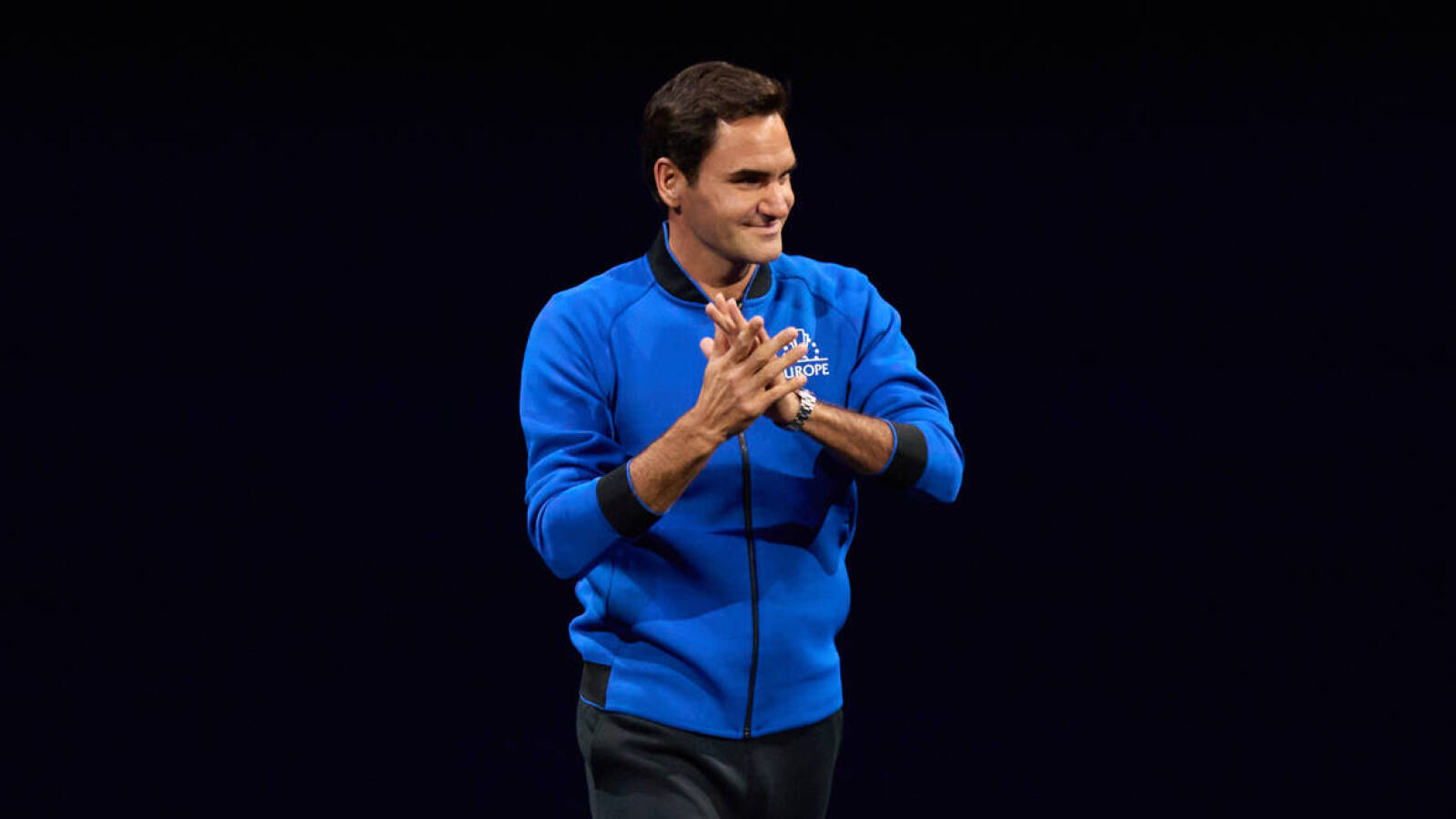 Roger Federer says emotional goodbye to tennis | Yardbarker