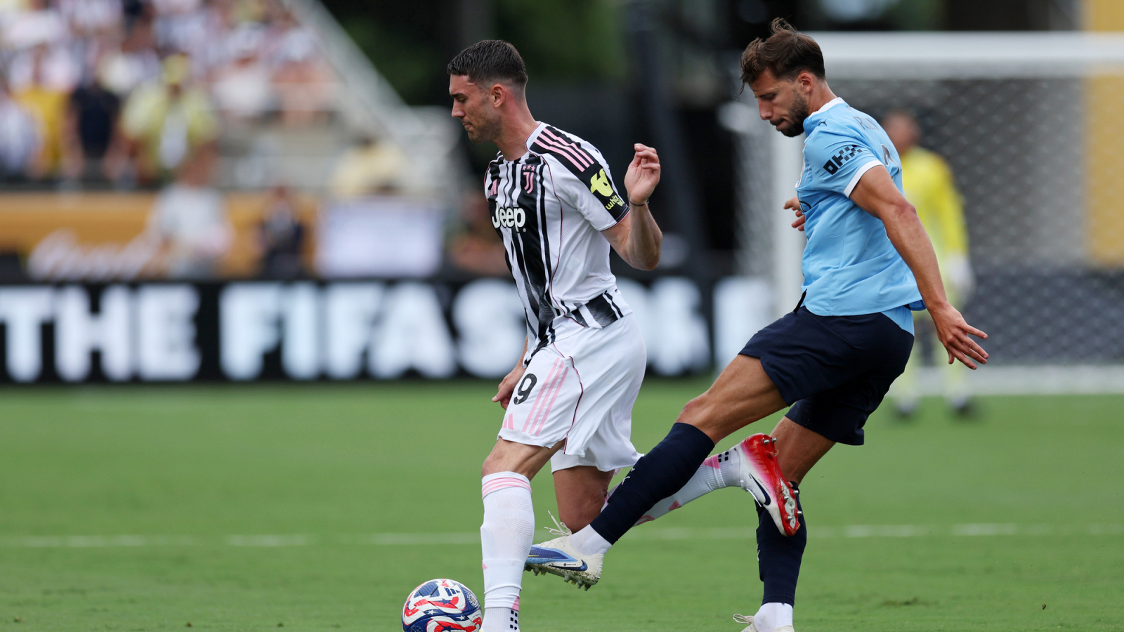 Manchester United could save a world-class striker’s career for free ...