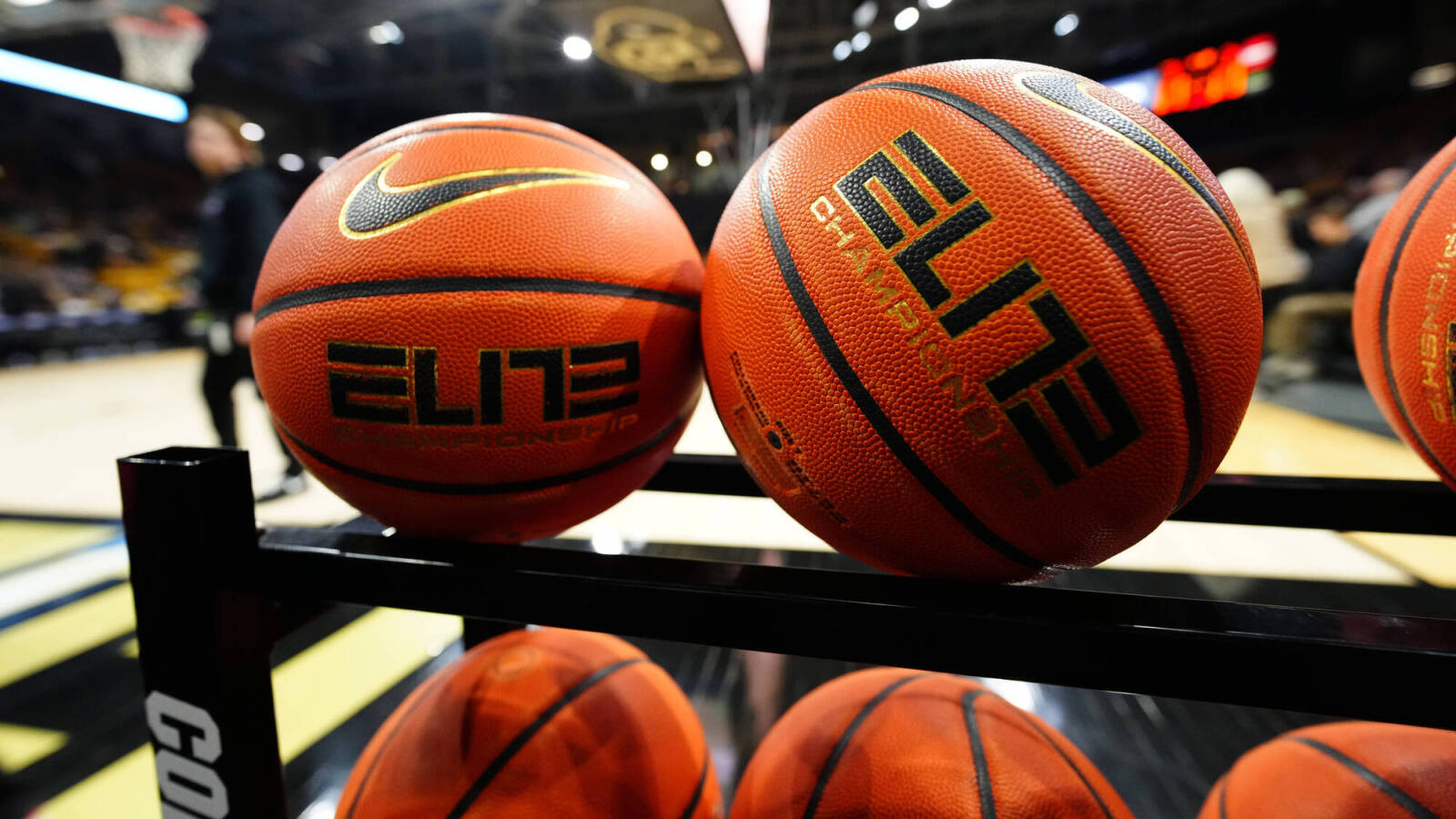 Video: Punches thrown in wild scene during Winthrop-High Point women’s ...